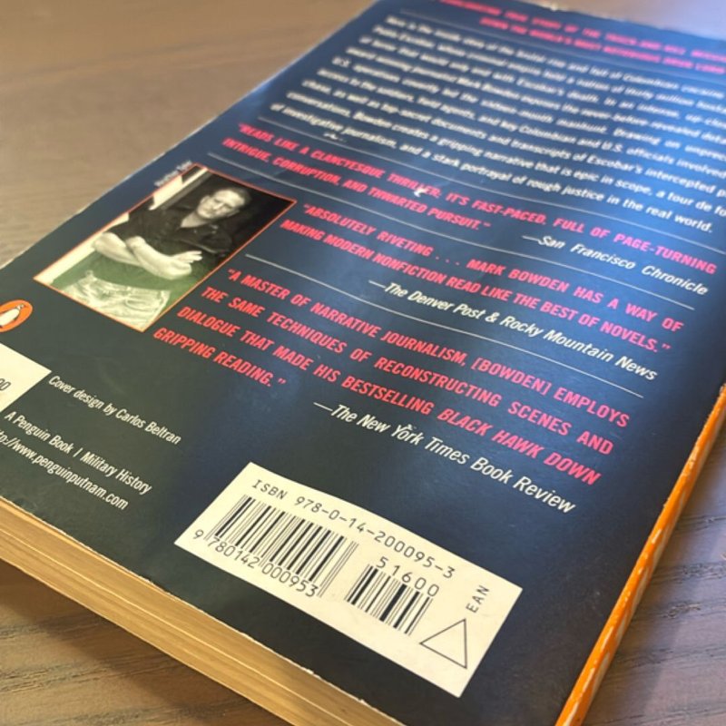 Killing Pablo by Mark Bowden, Paperback | Pangobooks