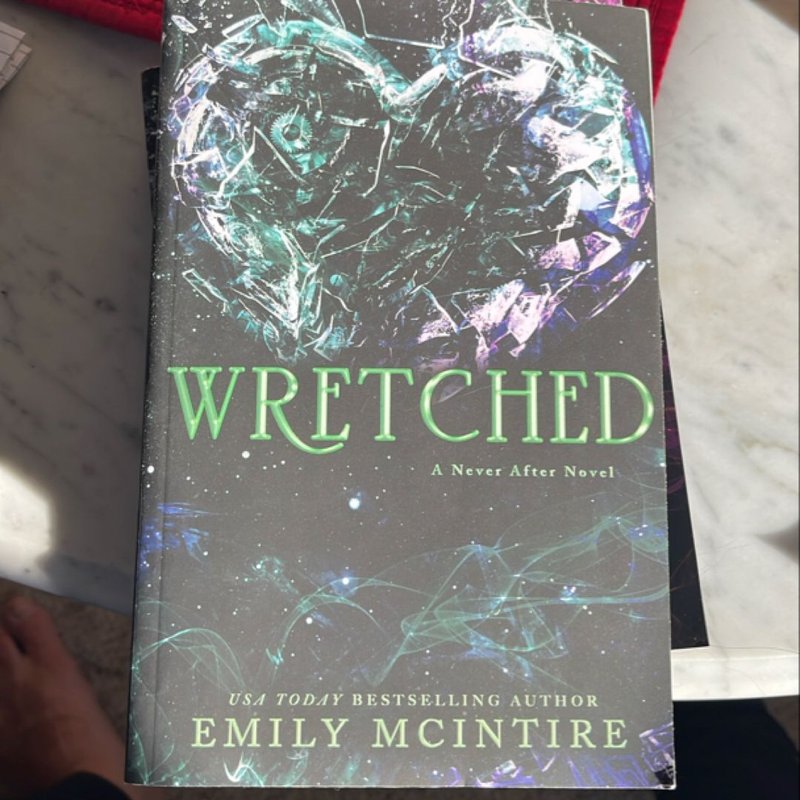 Wretched by Emily McIntire, Paperback | Pangobooks