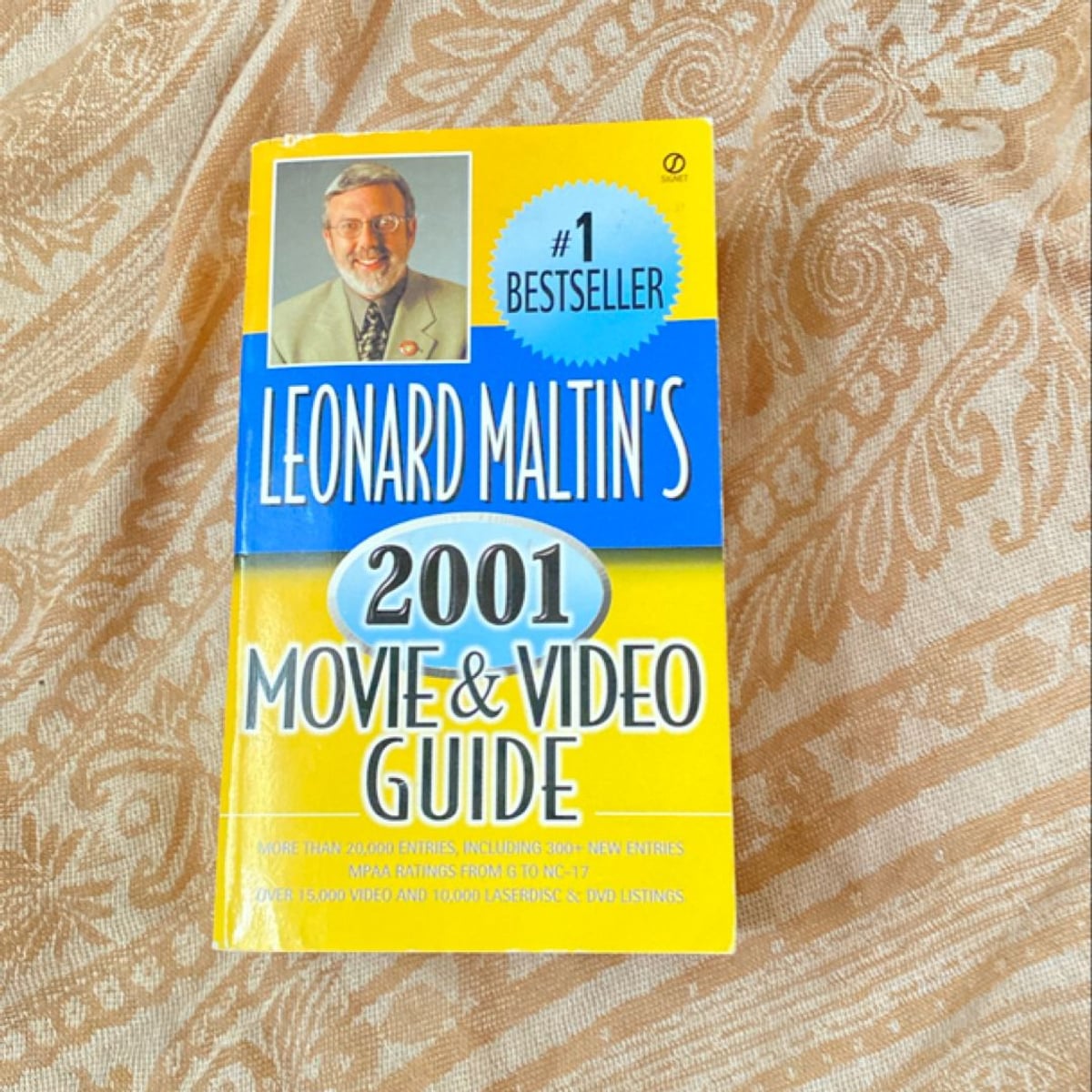 Leonard Maltin's Movie and Video Guide 2001 by Leonard Maltin