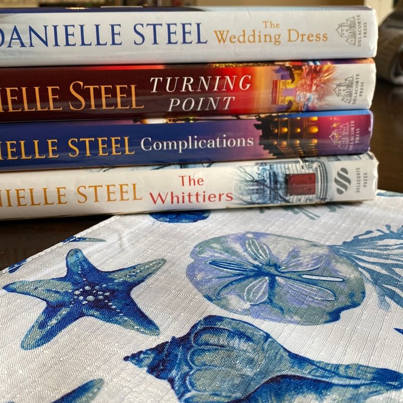 Danielle Steele Bundle by Danielle Steel, Hardcover | Pangobooks